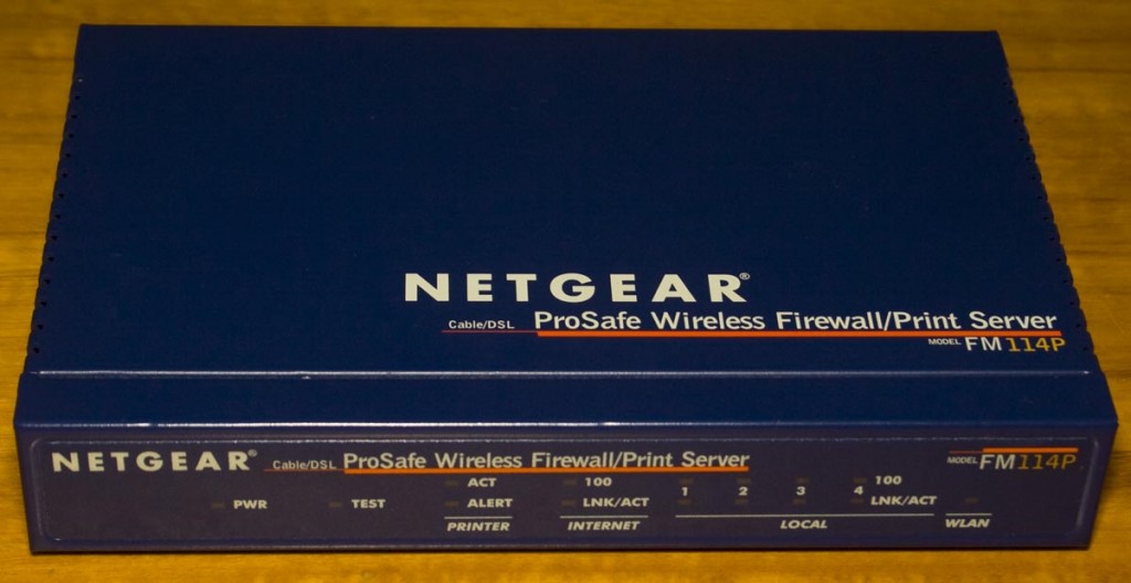 Inside the Netgear FM114P ProSafe Wireless Firewall/Print Server (2002 ...