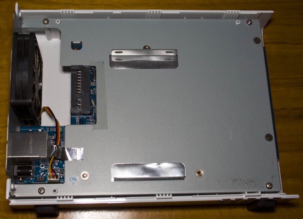 Inside the Synology DS112J Single Bay NAS « insideGadgets
